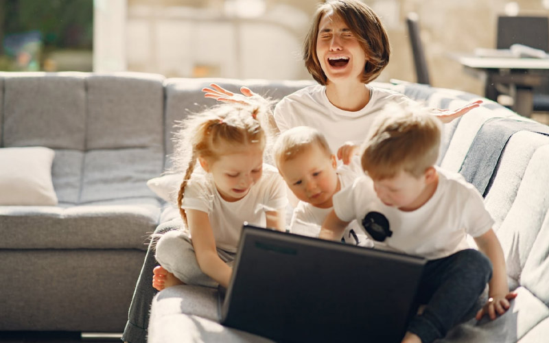 This Mom Made Her Kids Quit Screen Time Completely, Here’s What ...